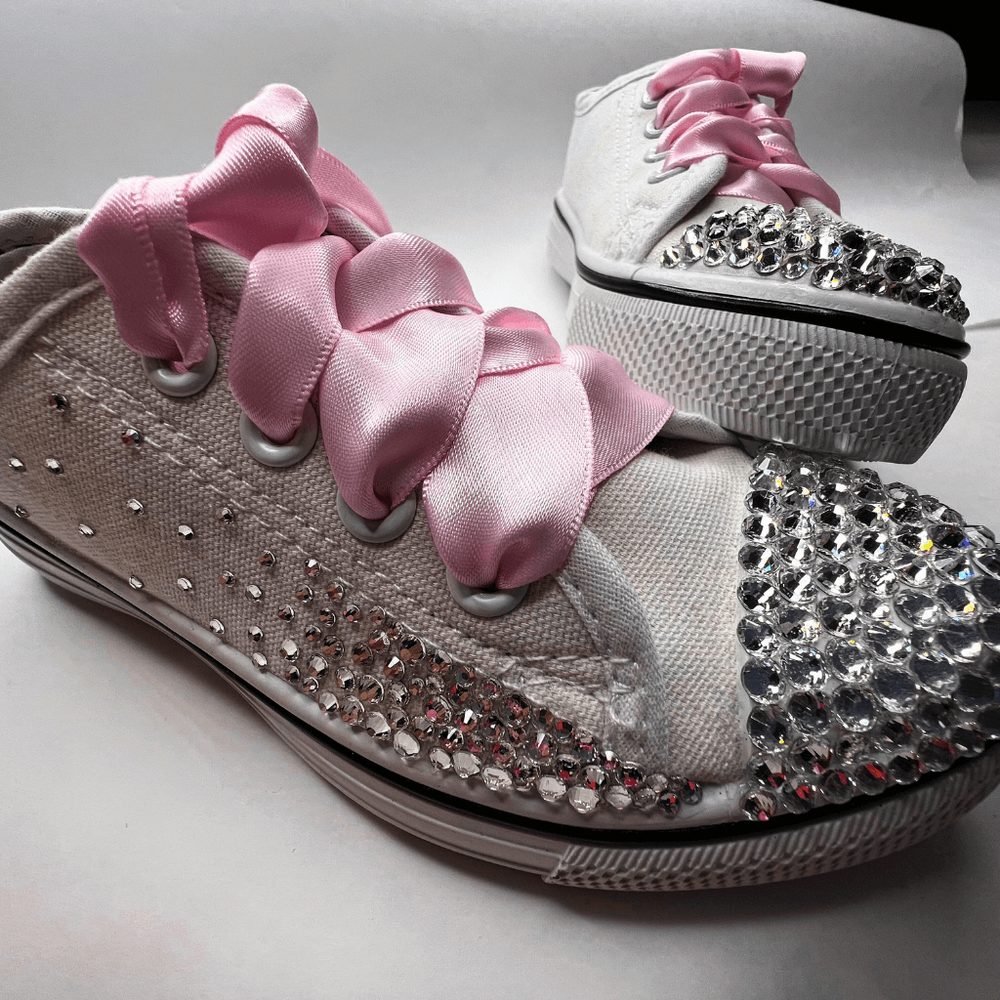 How To Glue Rhinestones To Fabric: Top Tips & Best Guide — Studio Art Beat