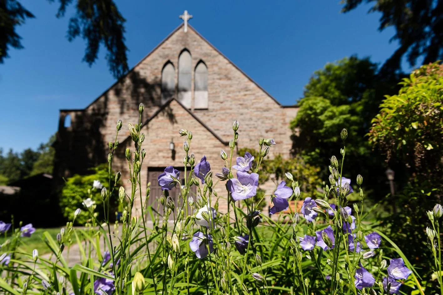 Lake Forest Park Church in Lake Forest Park, Washington
