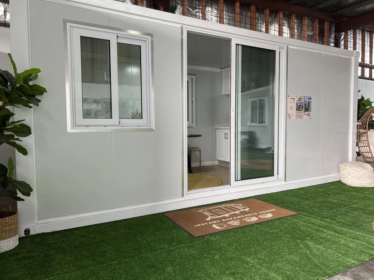 INSTANT EXPANDABLE HOMES NQ