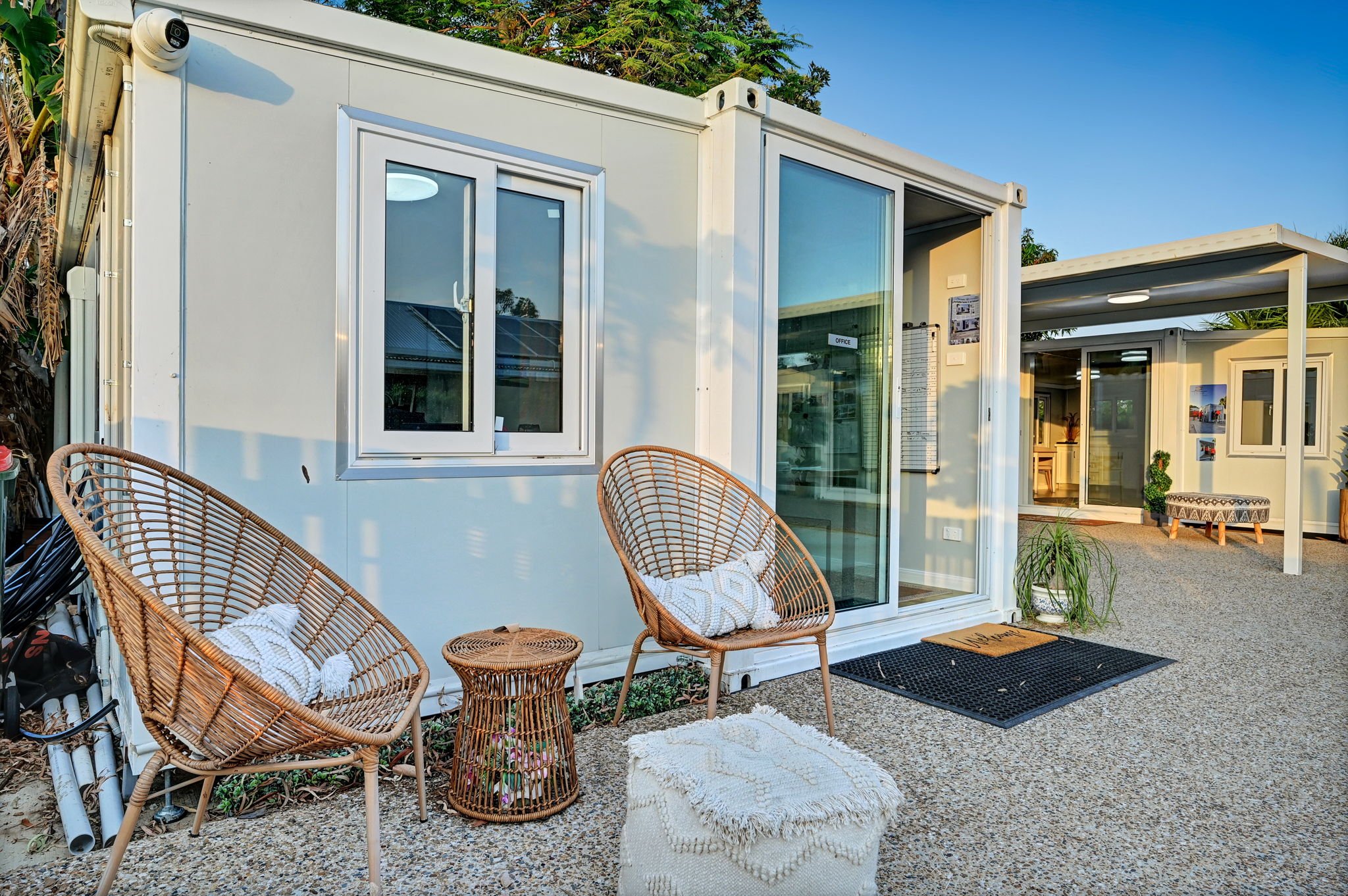 20ft Expandable Studio — INSTANT EXPANDABLE HOMES NQ