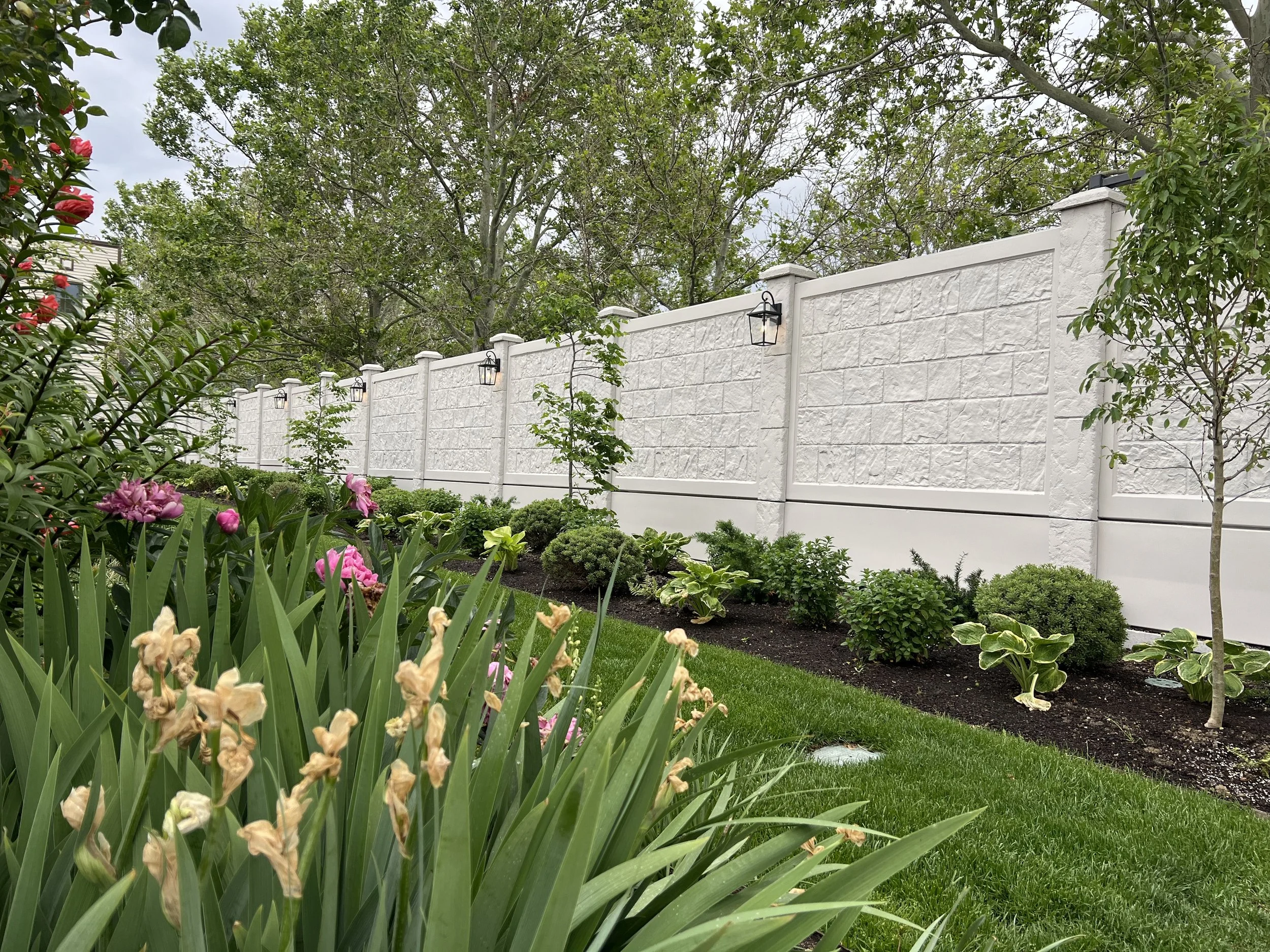 8ft Stone — Rhinorock Lightweight Concrete Fencing