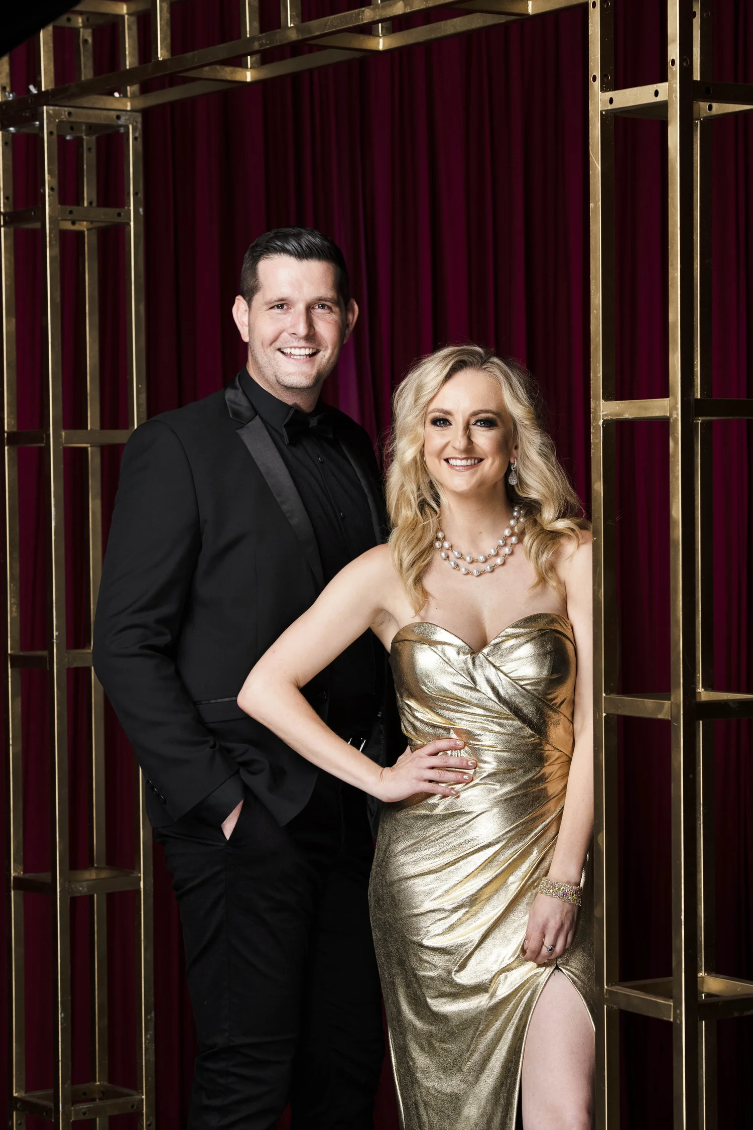 About Us — LITTLE RED