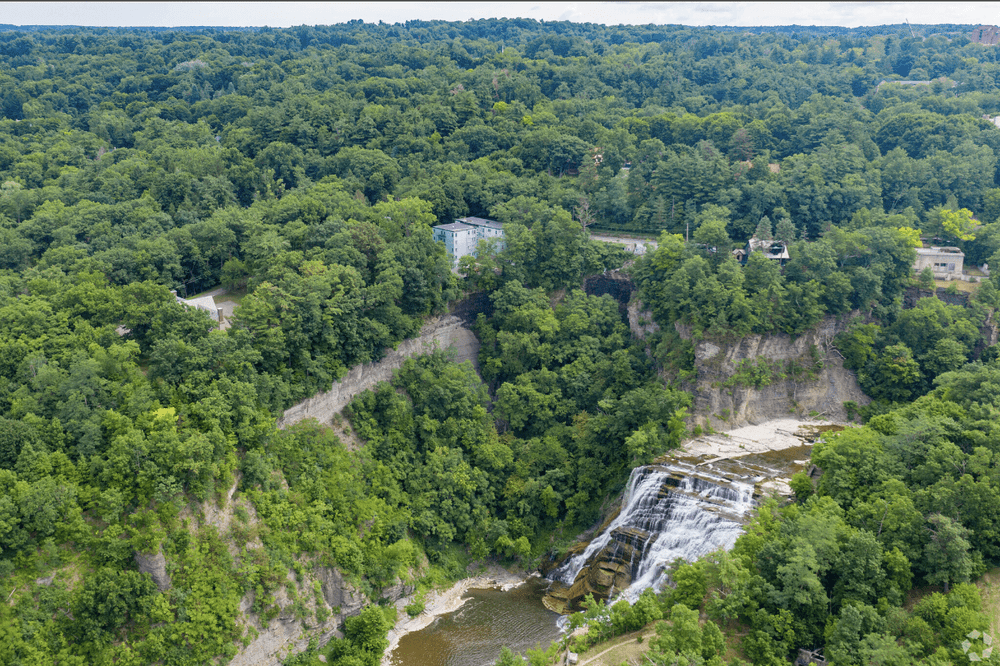 Residential -Edgecliff Apartments — Travis Hyde Properties