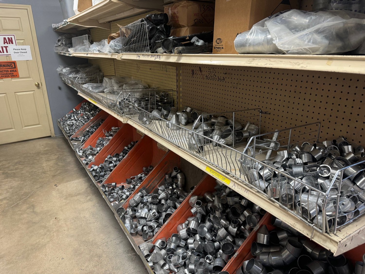 Store — de la Garza Fence & Supply Co.