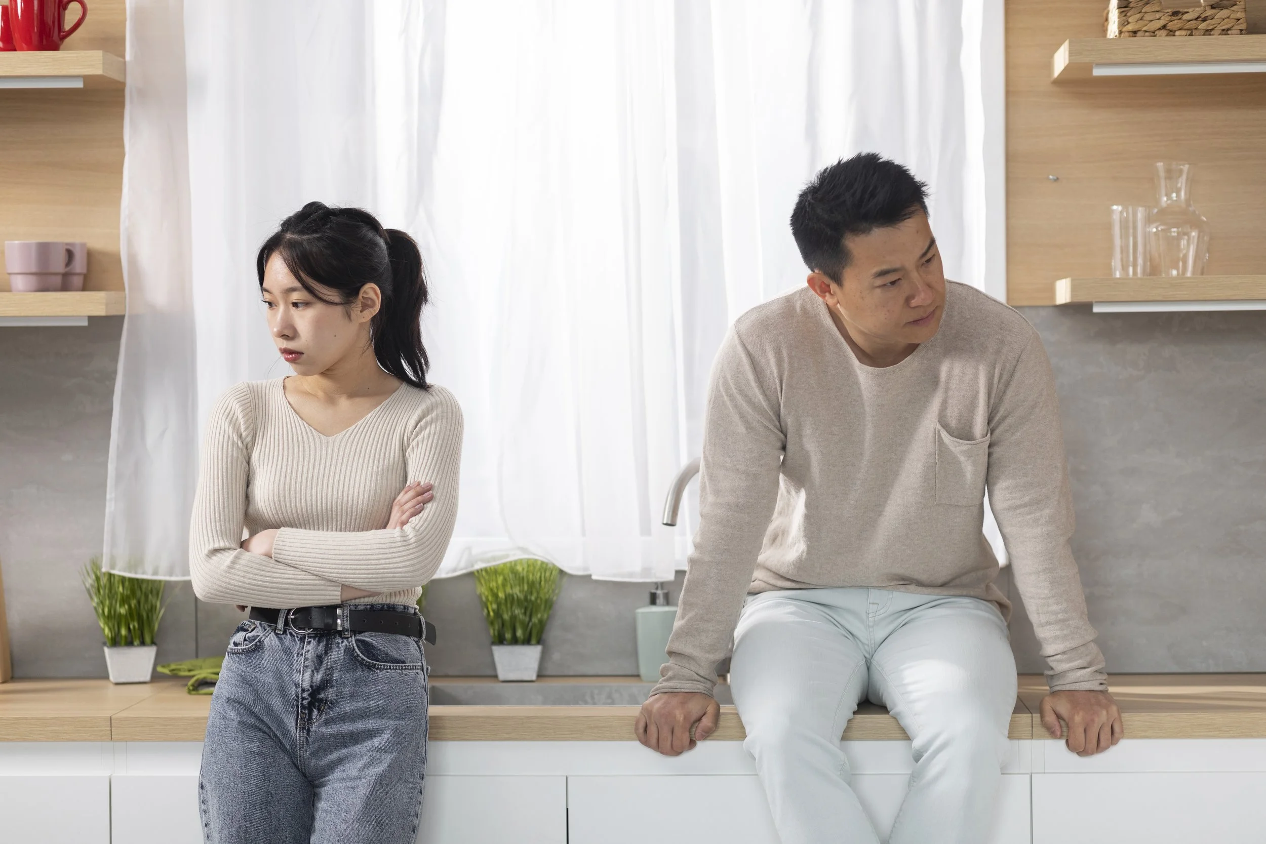 Relationship Anxiety: What’s Normal, What’s Not, and How To Get Support ...