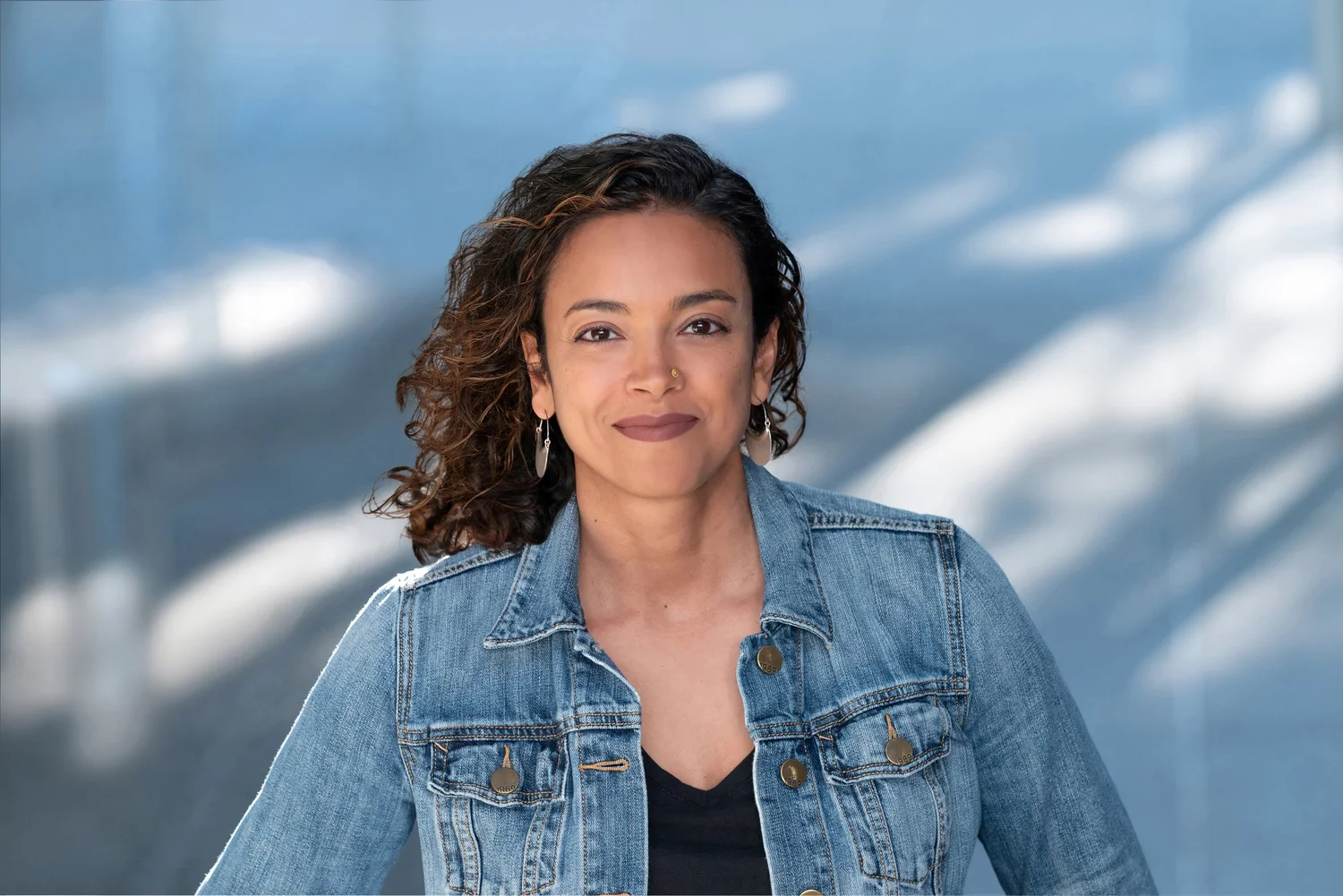 BIO — Vanessa Daniel
