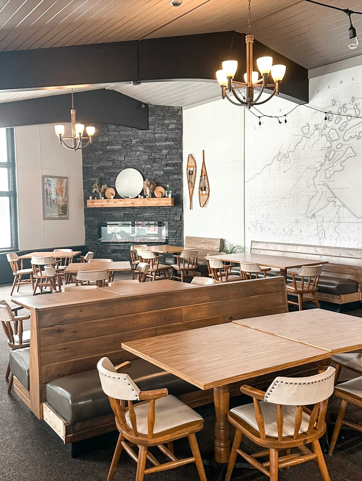 The Local Bar & Grille