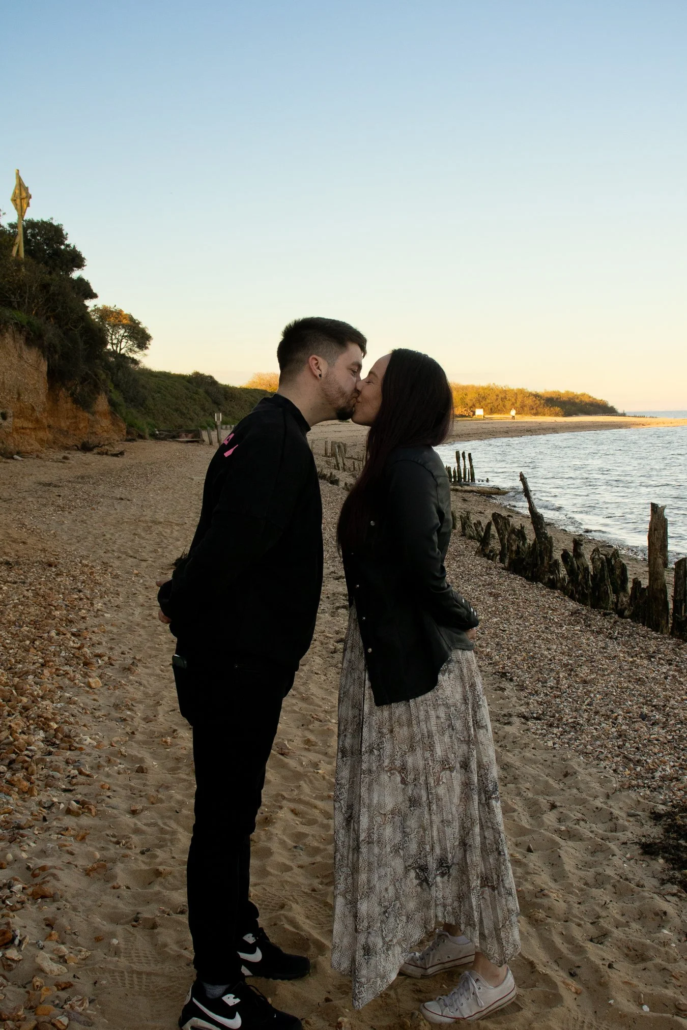 Engagement shoot at Lepe Beach, New Forest — Eden Grace Photography