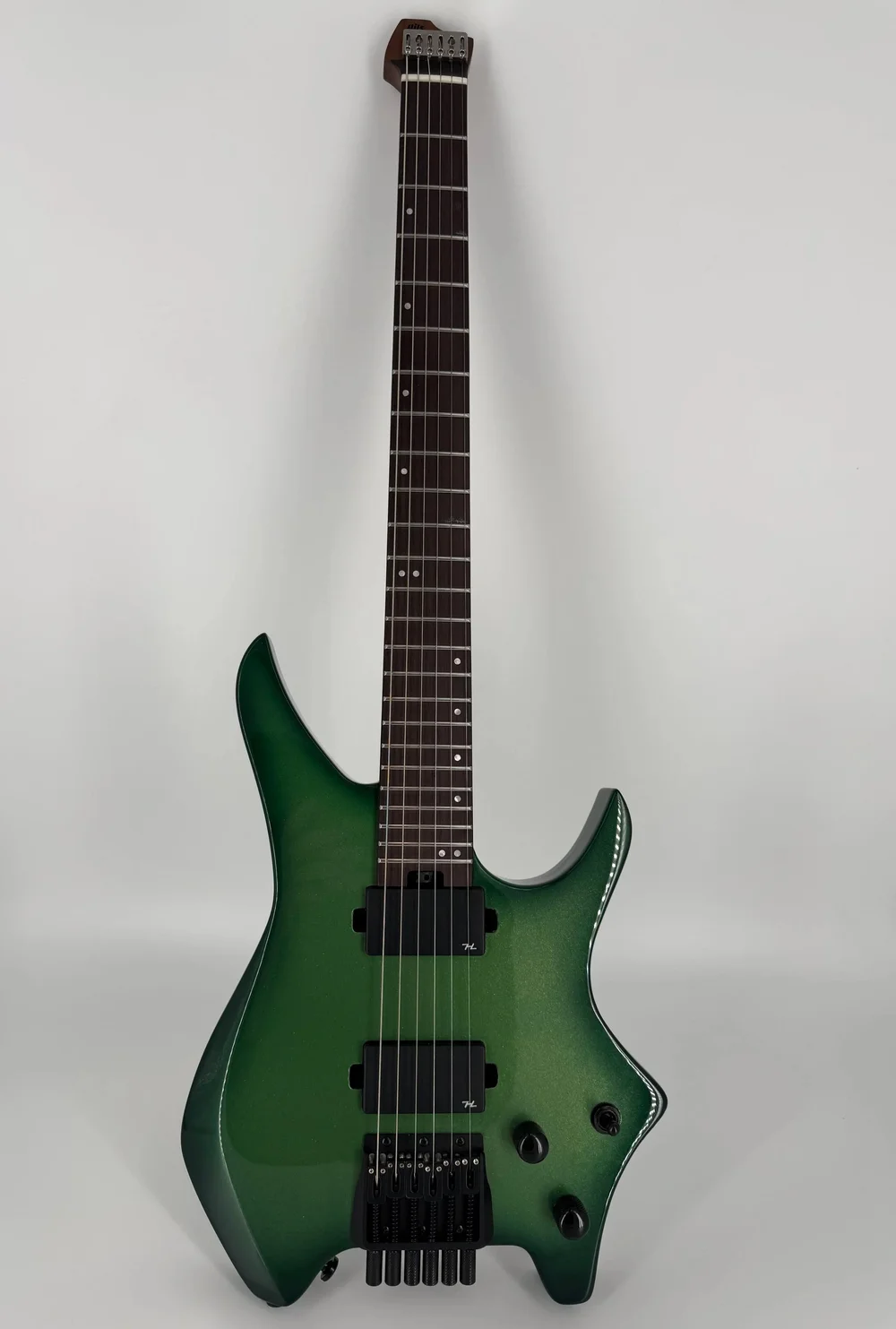 Top Headless Guitars & Headless Basses Collection — HILS America