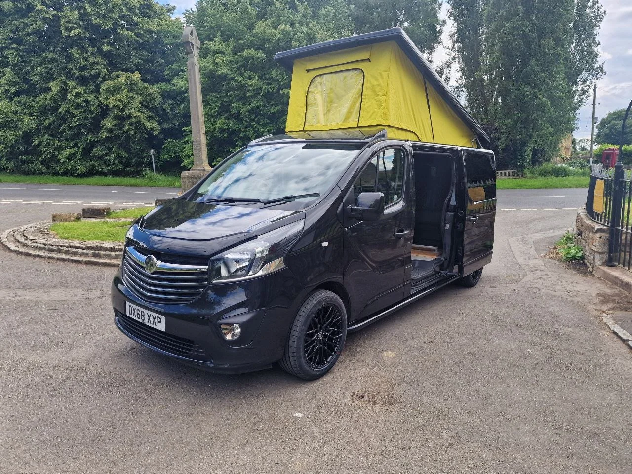 Bumble – The Best Vauxhall Vivaro Camper Conversion — Grizzly Custom ...
