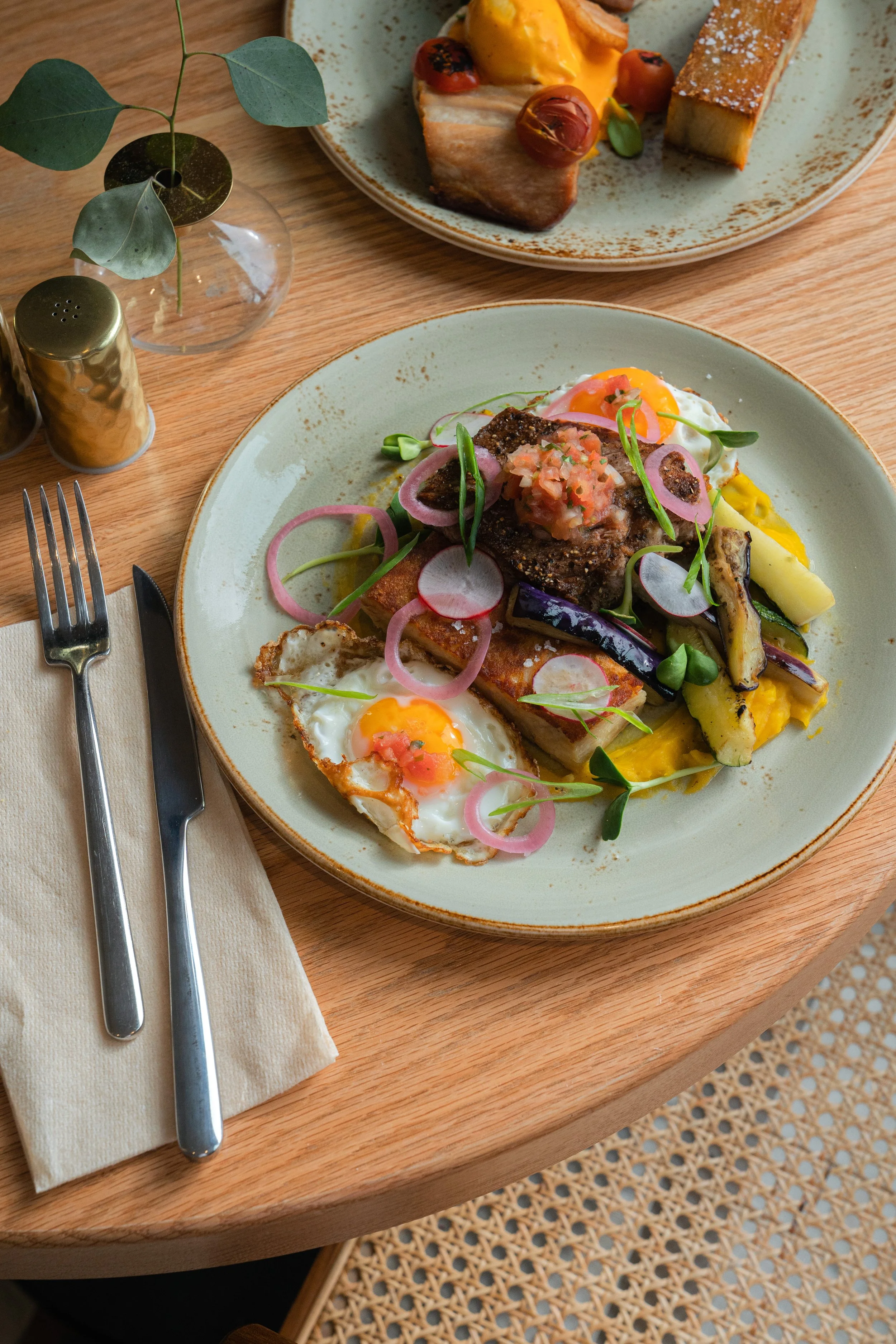 Ruex Cafe and Bar | Discover Gourmet Brunch - Book Now