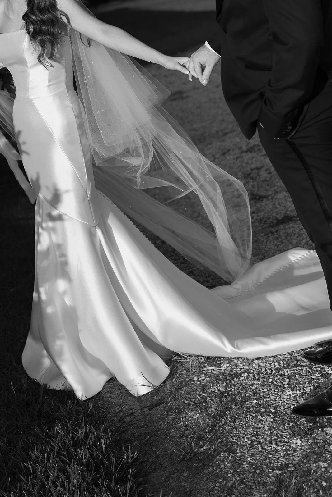 Lucy & Bronson | Summergrove Estate — Daniel Chafer Photography