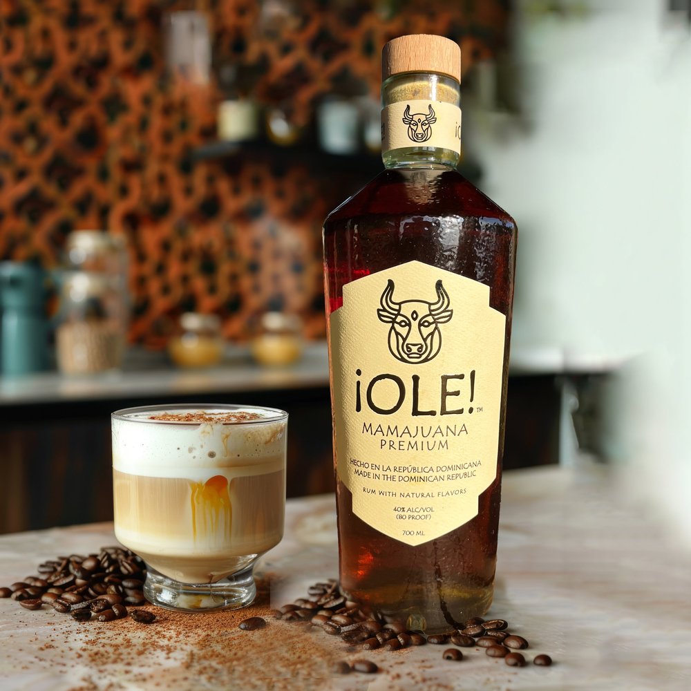 COCKTAILS — ¡OLE! Mamajuana