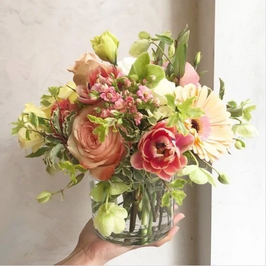 Remi Flower & Coffee /NYC Flower Shop & Coffee / FIDI Florist & Cafe