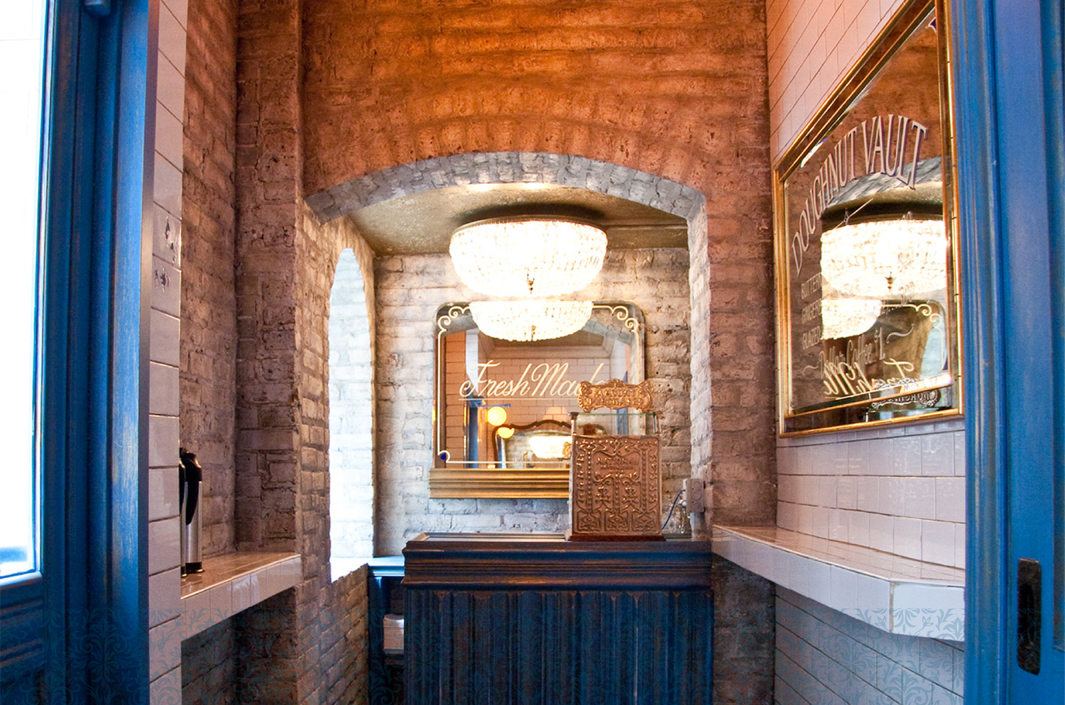 Doughnut Vault — Artisanal Doughnuts | Chicago