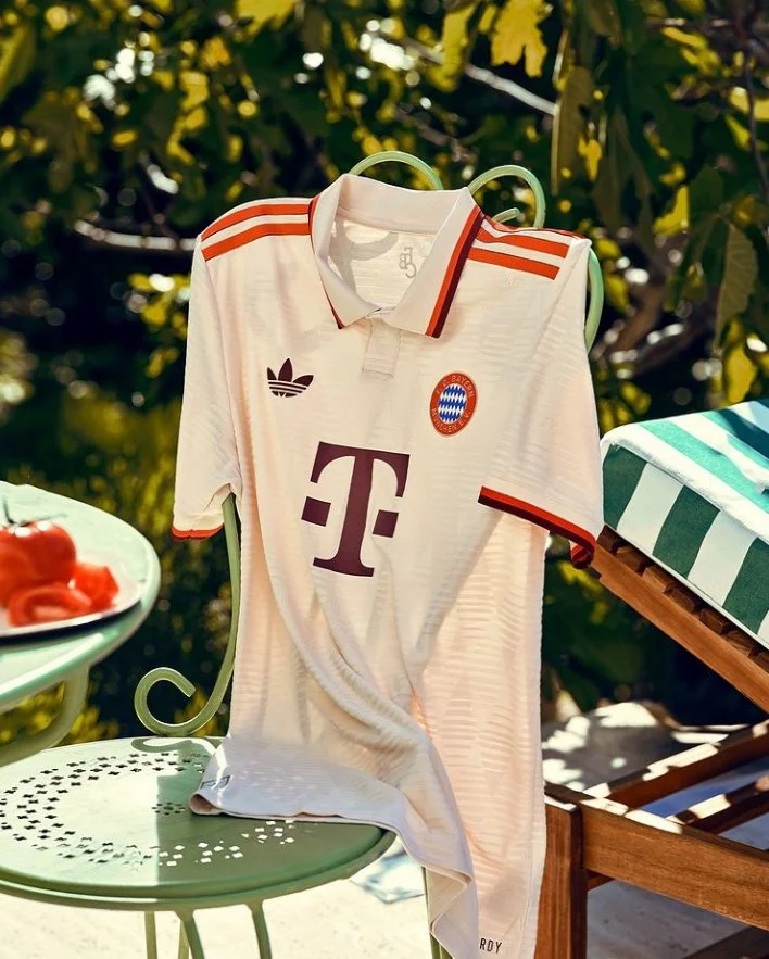 Adidas Vintage Logo