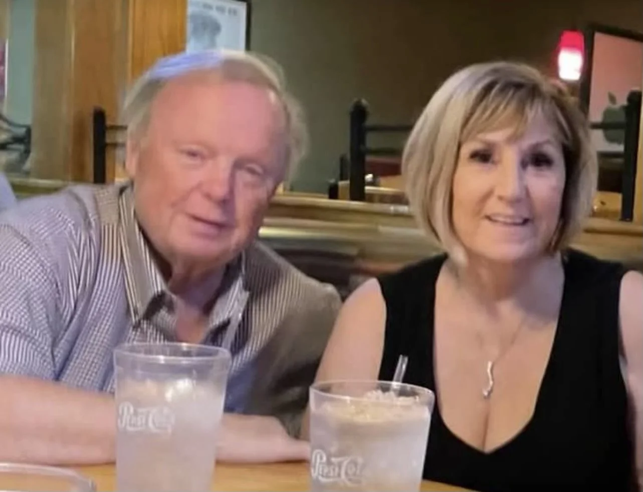 STAGE DOOR DANCE STUDIO