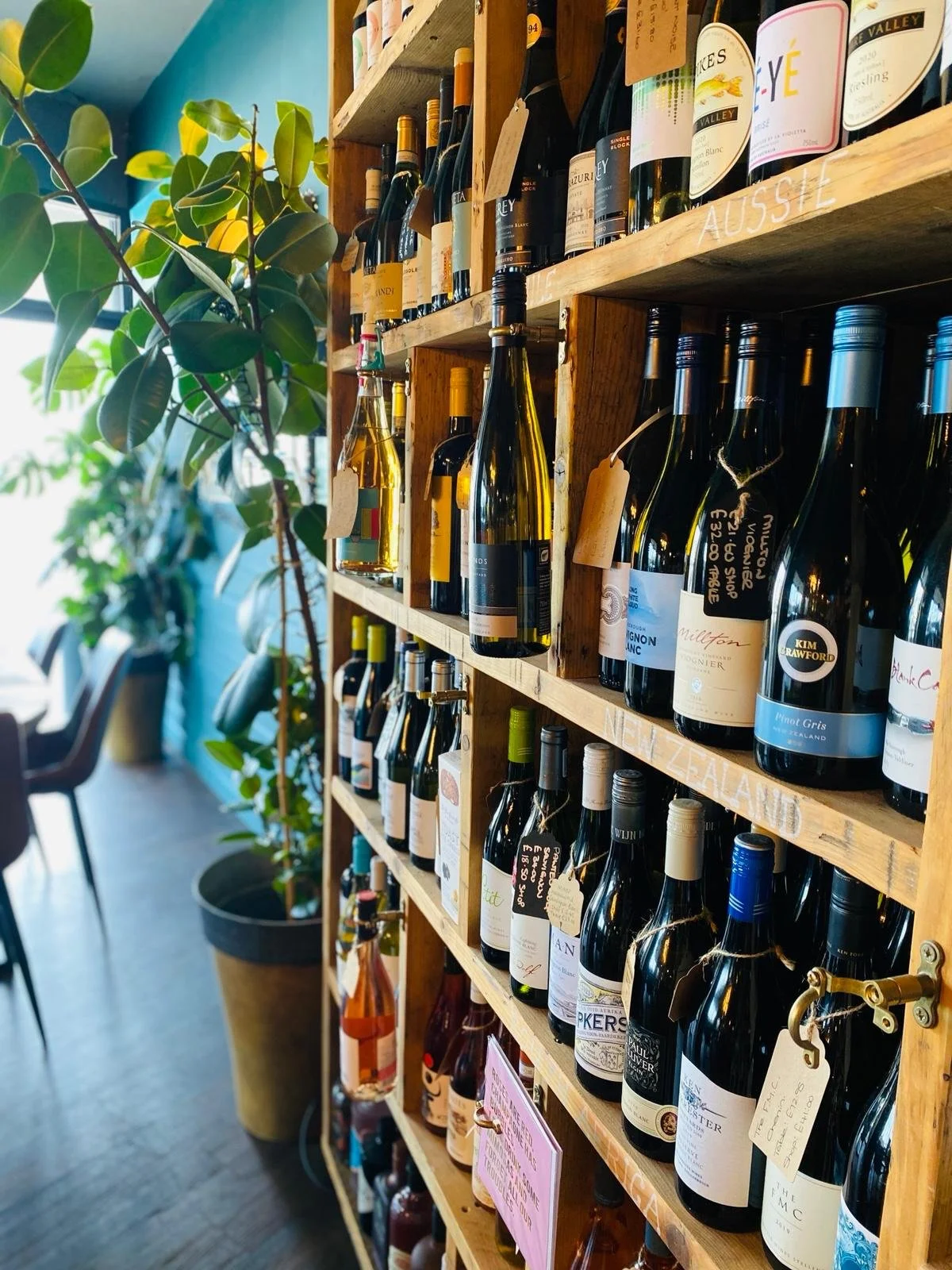 Reservations — Honky Tonk Wine Library