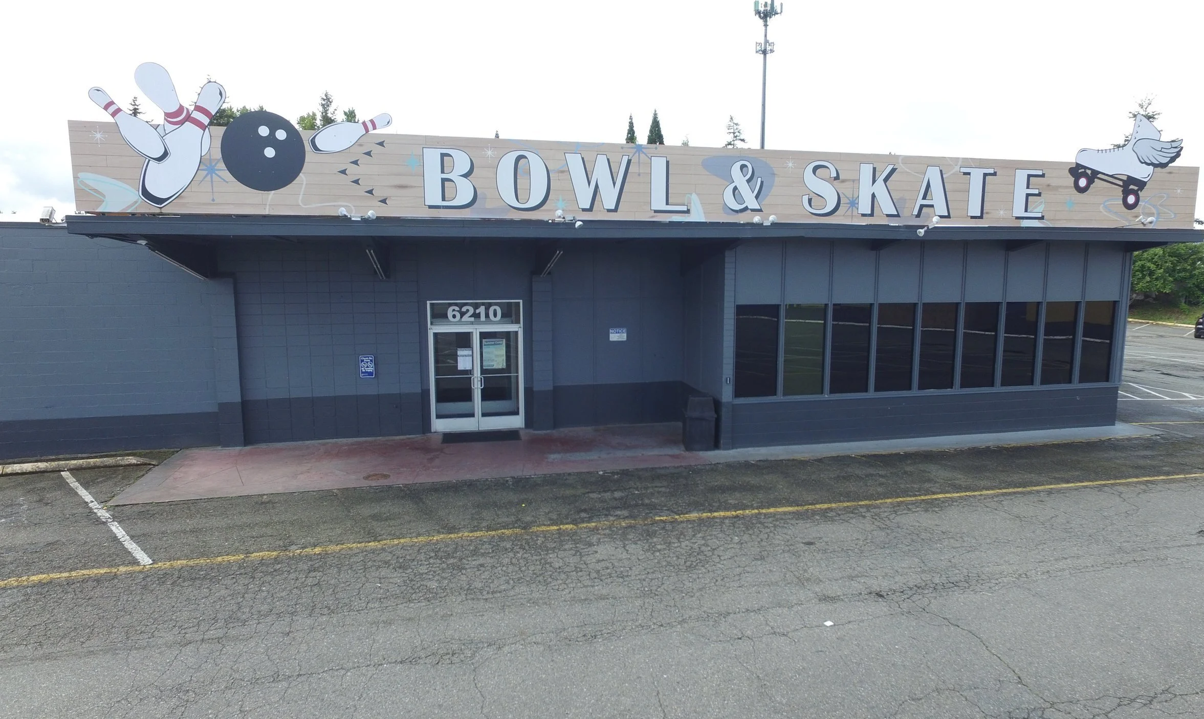 About/FAQ — Lynnwood Bowl and Skate