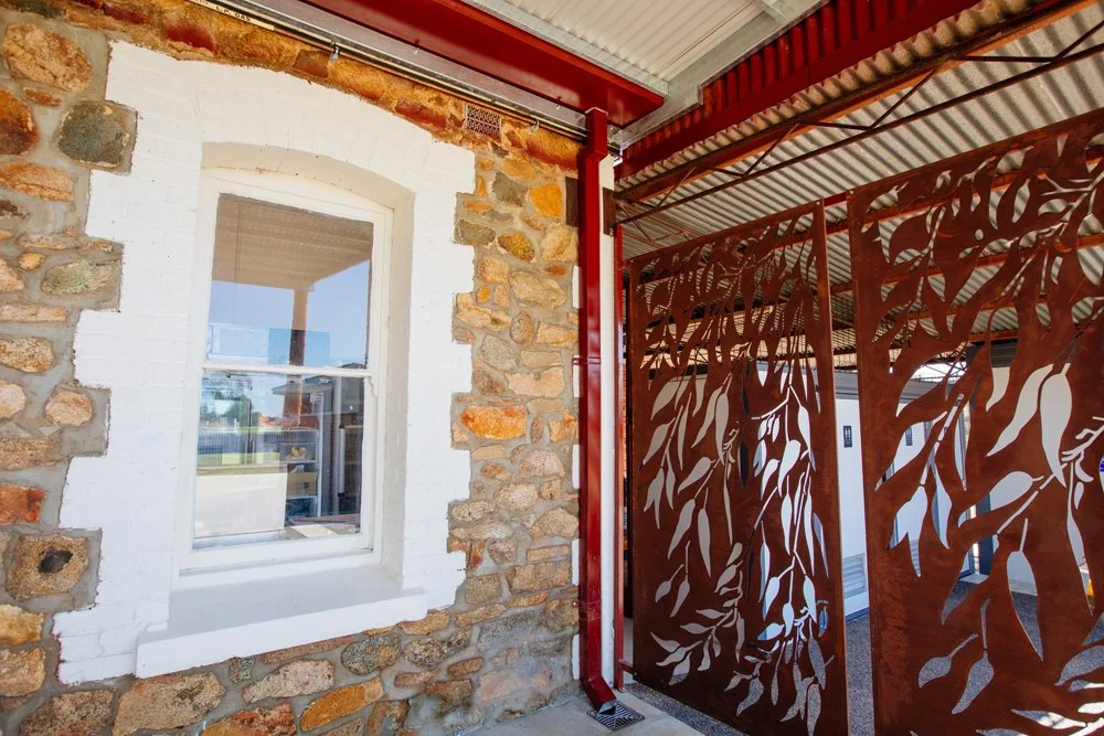 Accommodation — Darkan Hotel