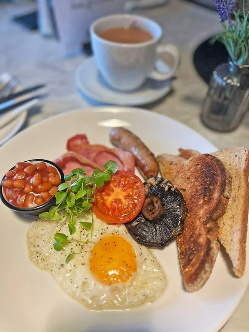 Go Fish Seafood Bar & Grill | Restaurant in Buxton, Derbyshire