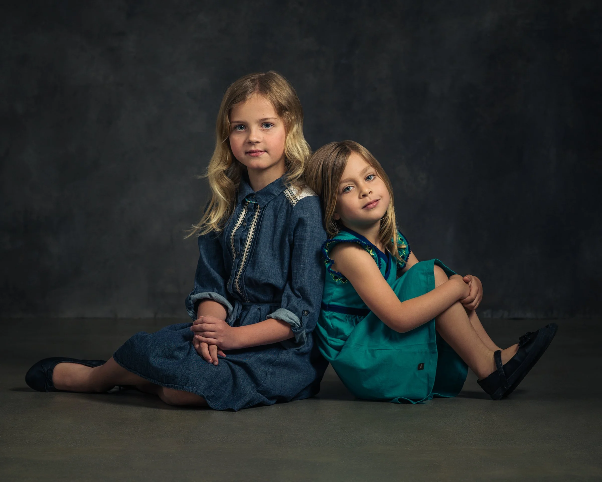Family Portrait Photography — [re]focus portrait studio
