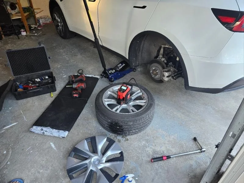 Trusted Tesla Tire Repair Richmond Hill, Ontario | Sparky X