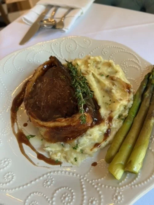 Katherine's Chateau - Dining Room & Bar (The Den)