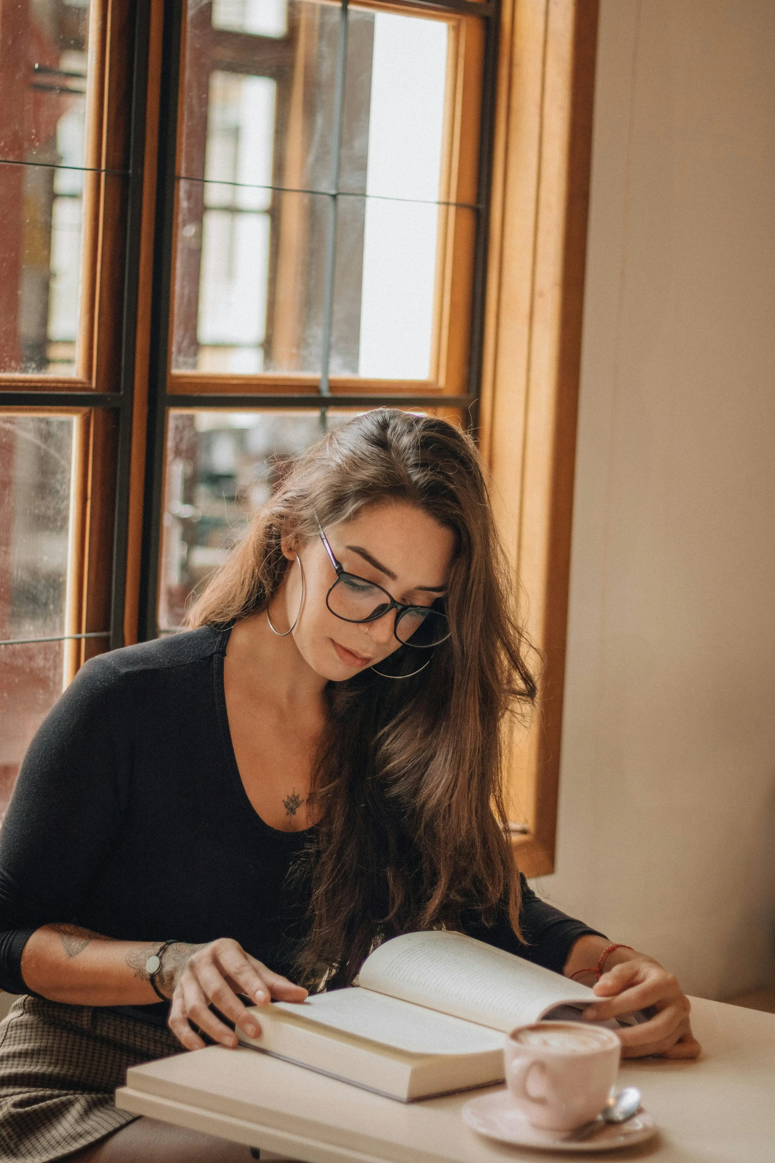 Read Your Way to Wellness: 11 Science-Backed Benefits of Daily Reading ...