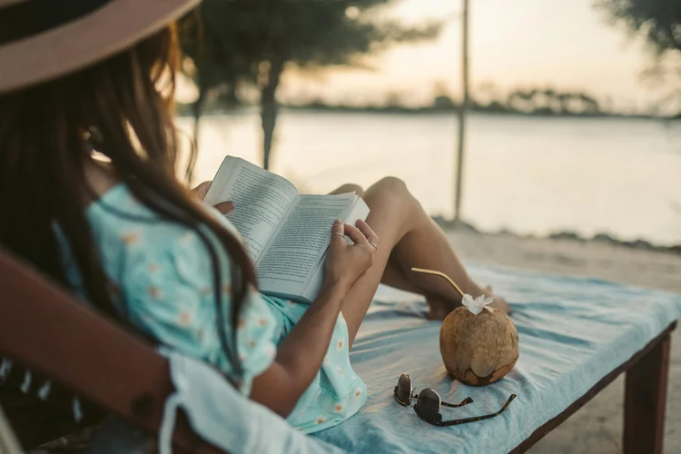 Read Your Way to Wellness: 11 Science-Backed Benefits of Daily Reading ...