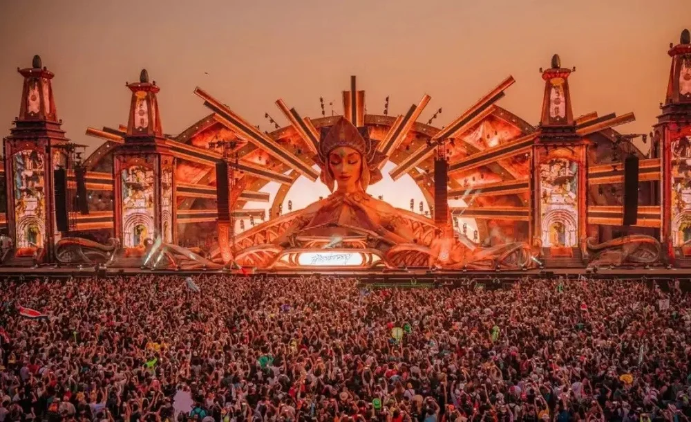 Conoce el line up por día de cada escenario de EDC México 2025 ...