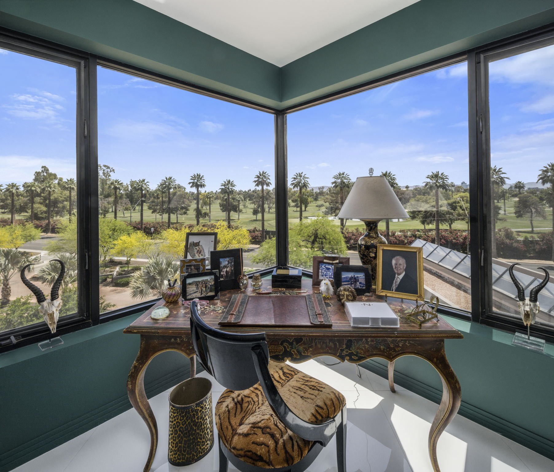 CRYSTAL POINT CONDOMINIUMS IN MIDTOWN PHOENIX