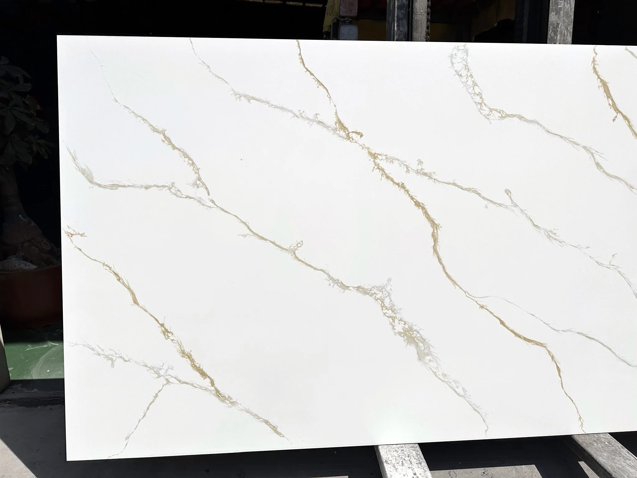 Calacatta Nova Prefabricated Countertops — 4 Seasons Flooring