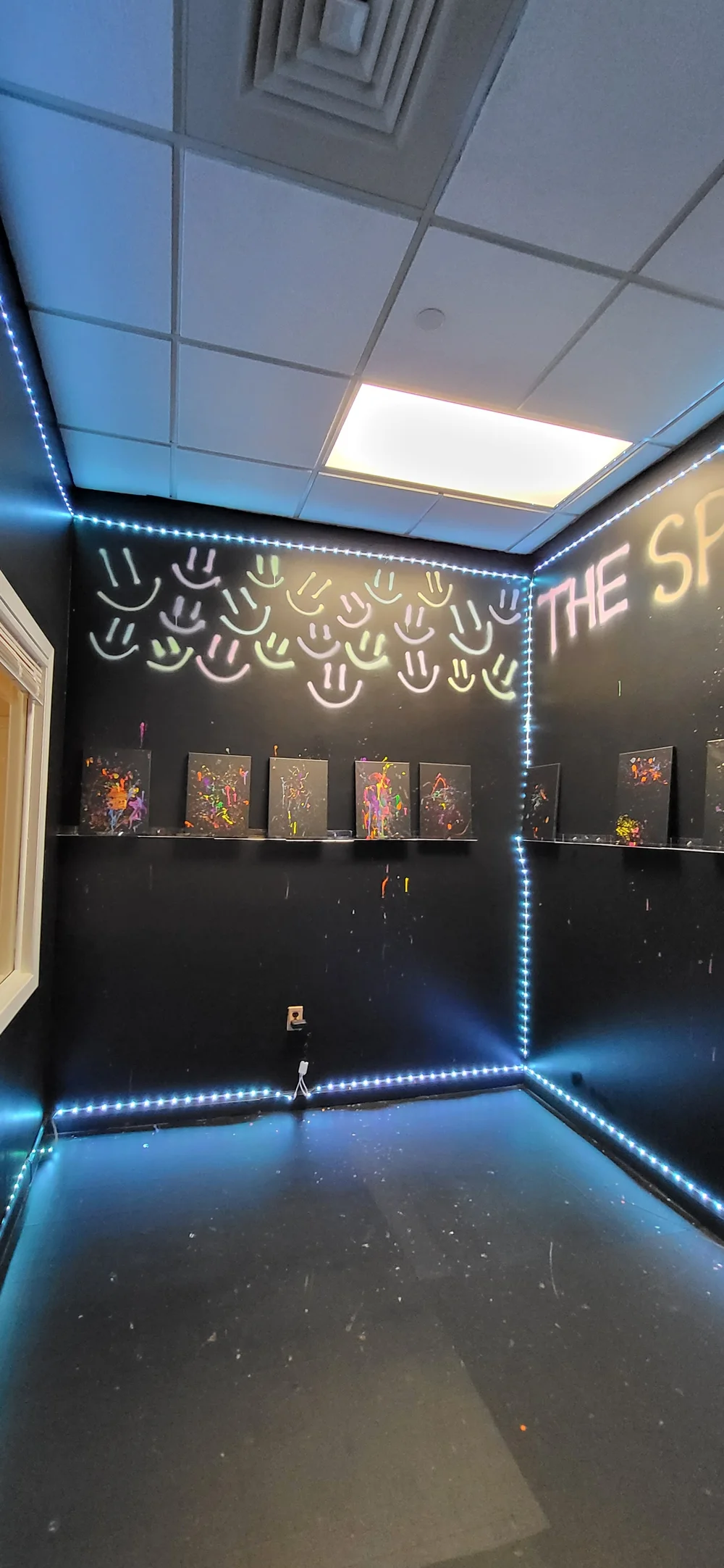 Paint Splatter Room — Craftastic Party