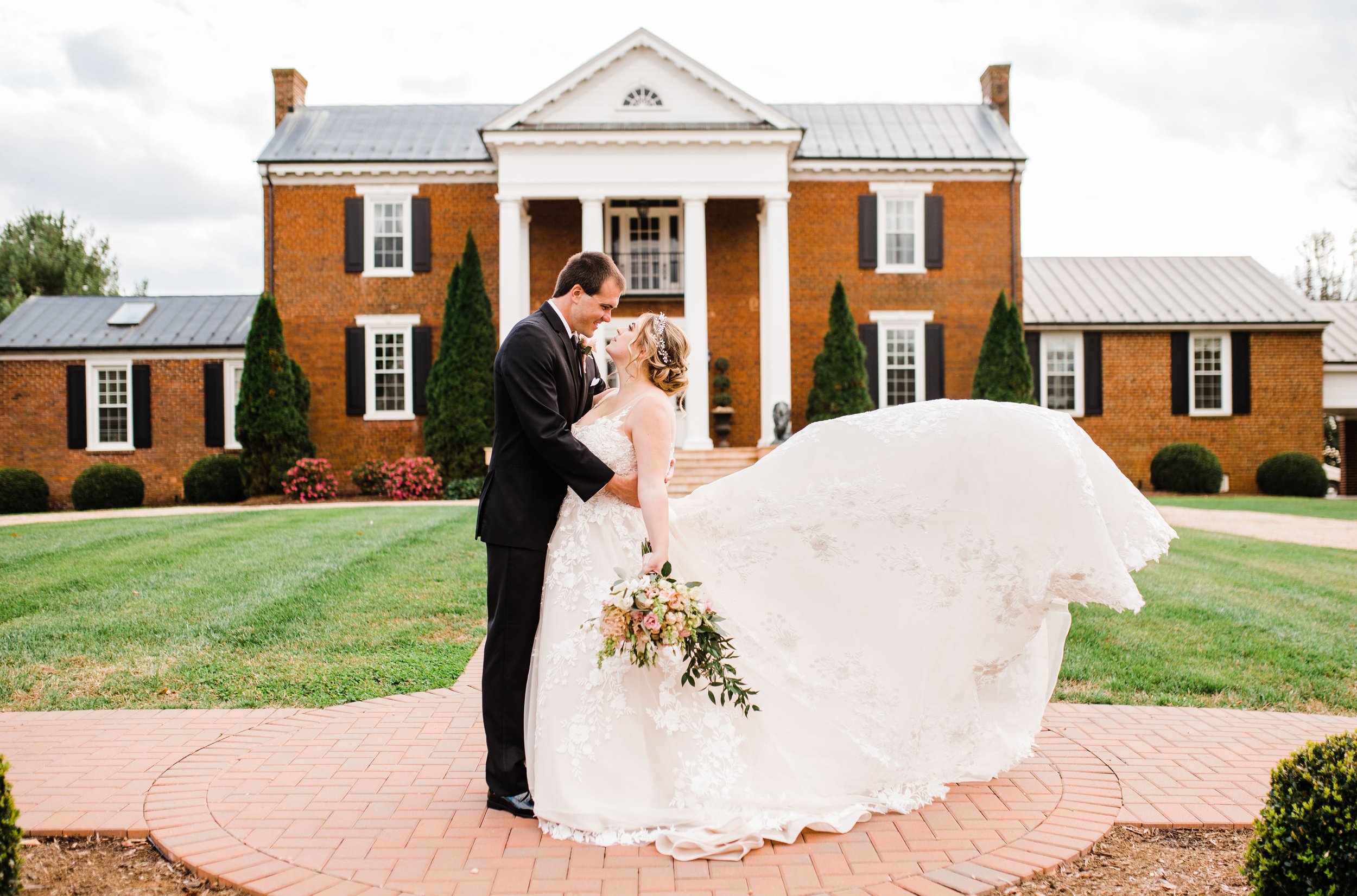 West Manor Estate Wedding - Hannah & Alex