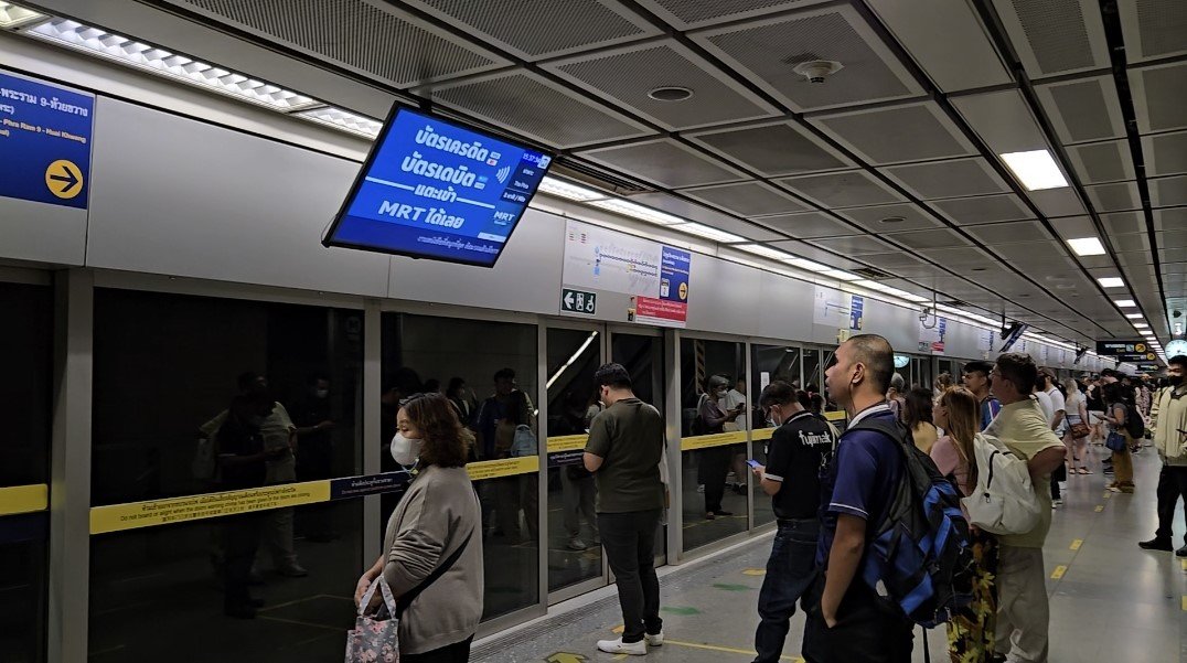 Bangkok MRT Guide for First-Time Travelers: How to Ride, Where to Go ...