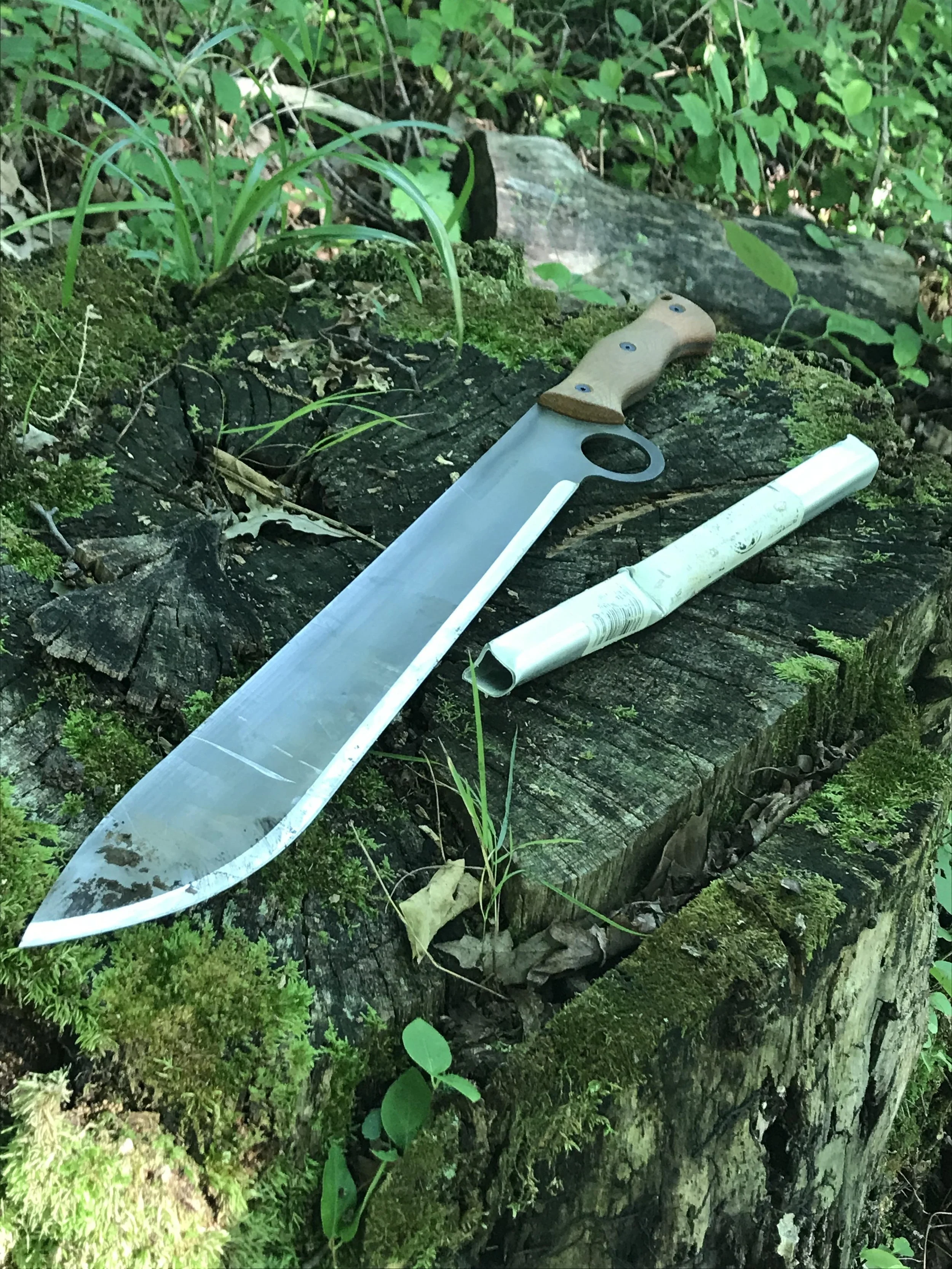 About — huntsmanknifeco