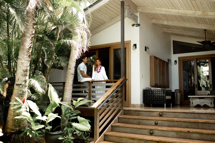 Paia Inn - Maui's North Shore Best Hotel