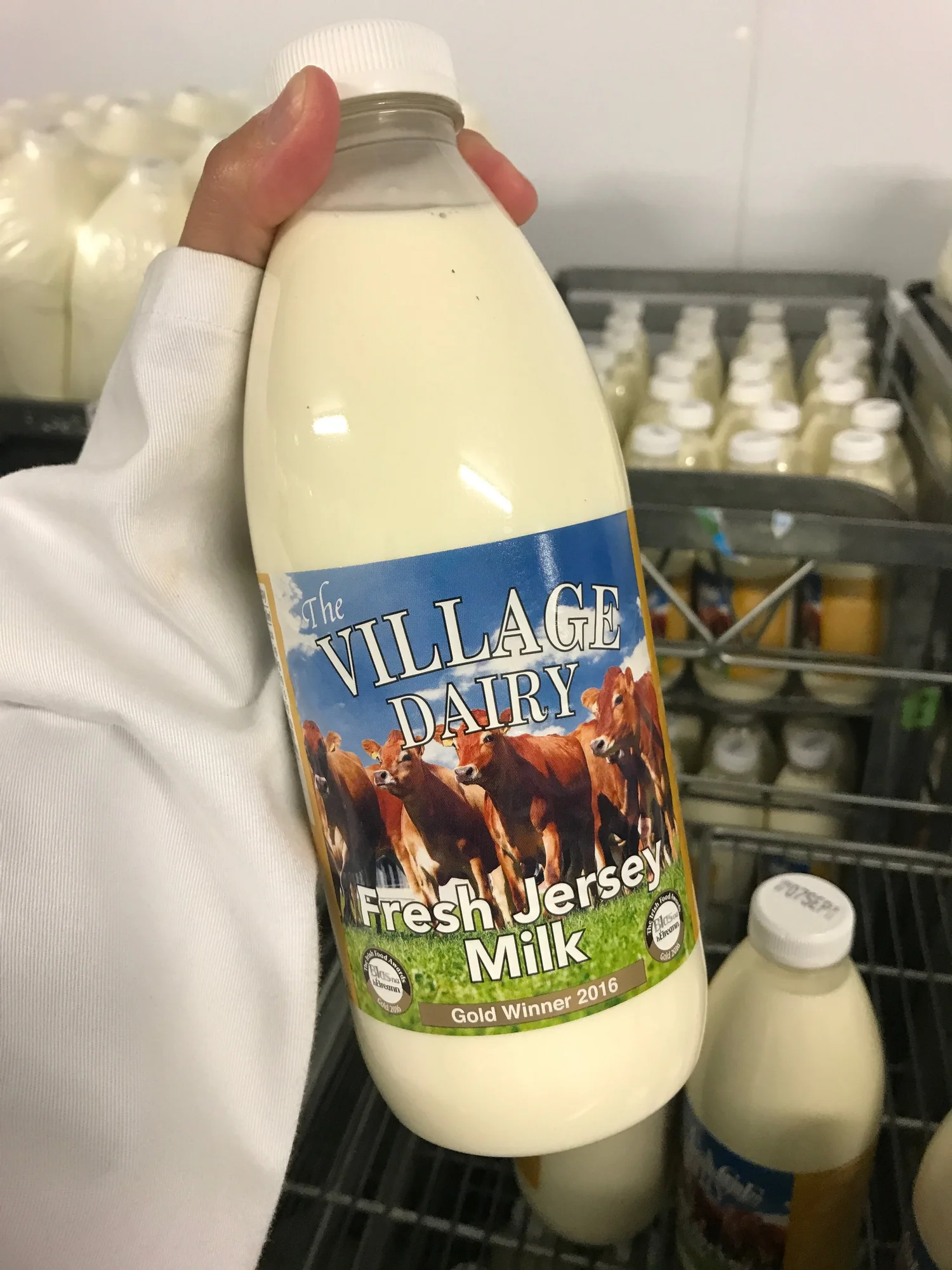 How to Buy Milk: Raw, A2, Pasteurized & What Labels Really Mean ...