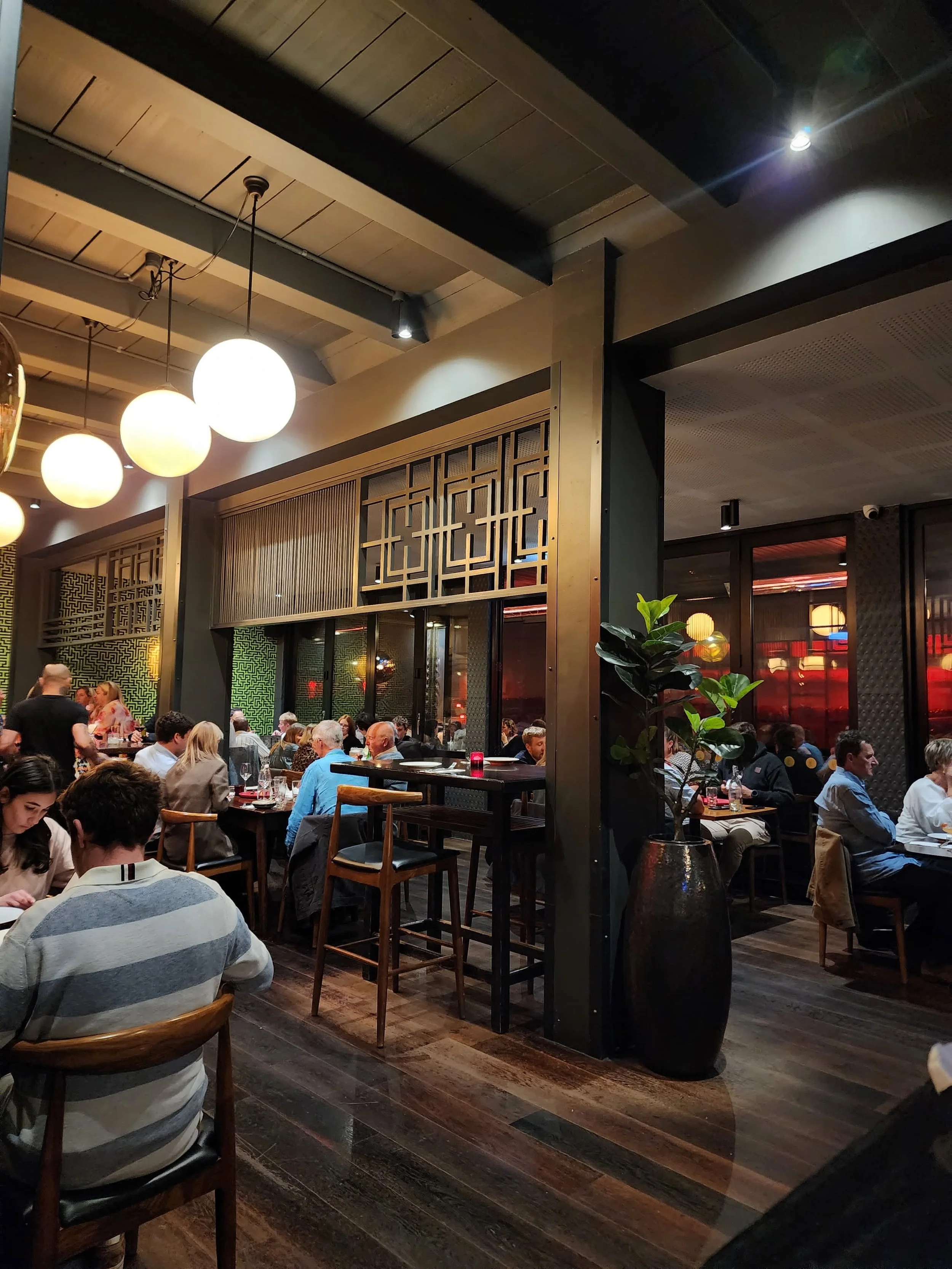 The Goldfinch Christchurch: Restaurant & Bar