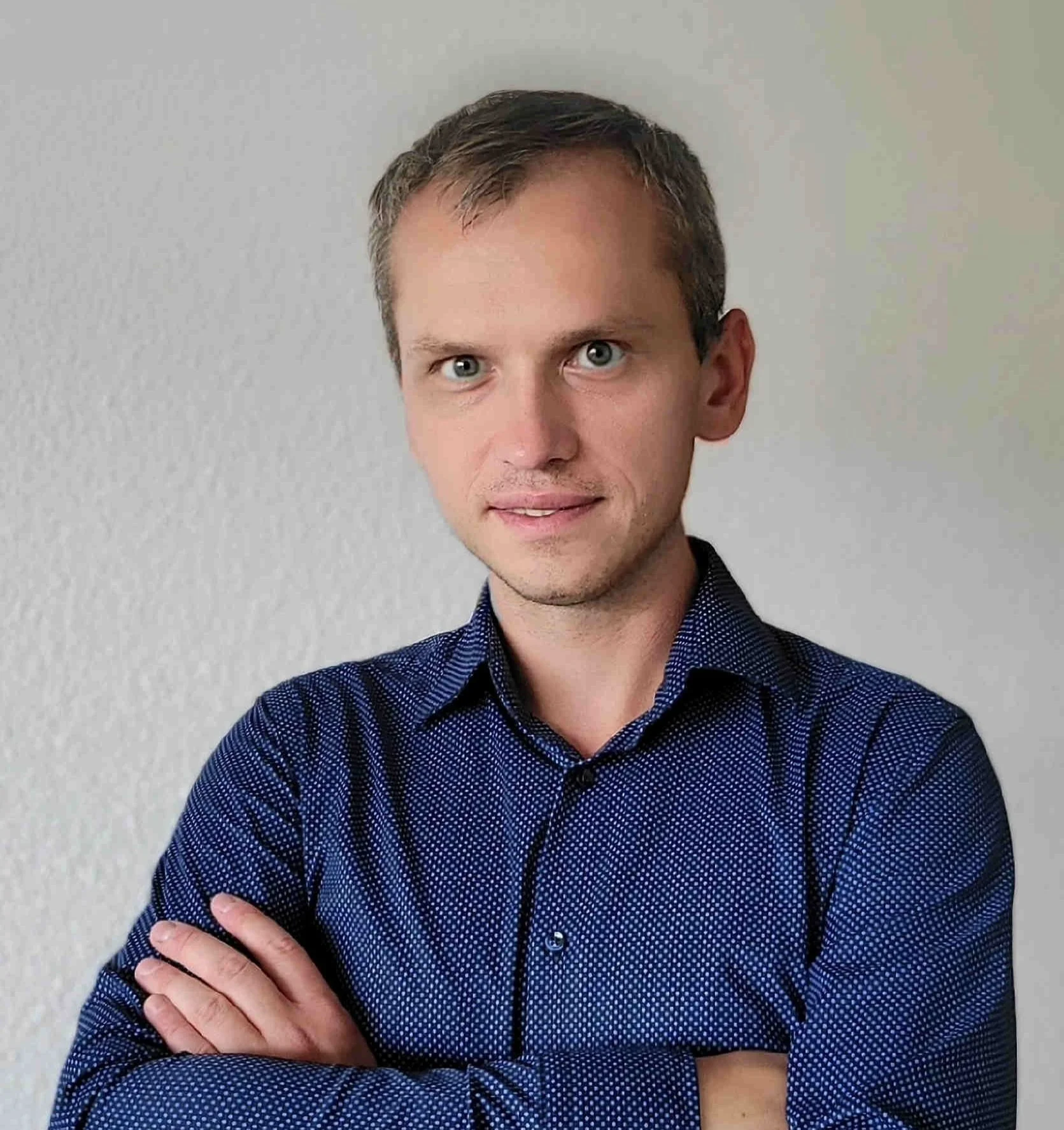 Team — Quantum Opto-Electronics Group of Prof. Tomasz Smoleński