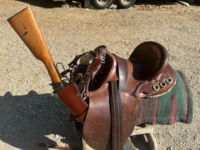 Custom saddles to fit the horse and rider. Get all the tack and leather ...