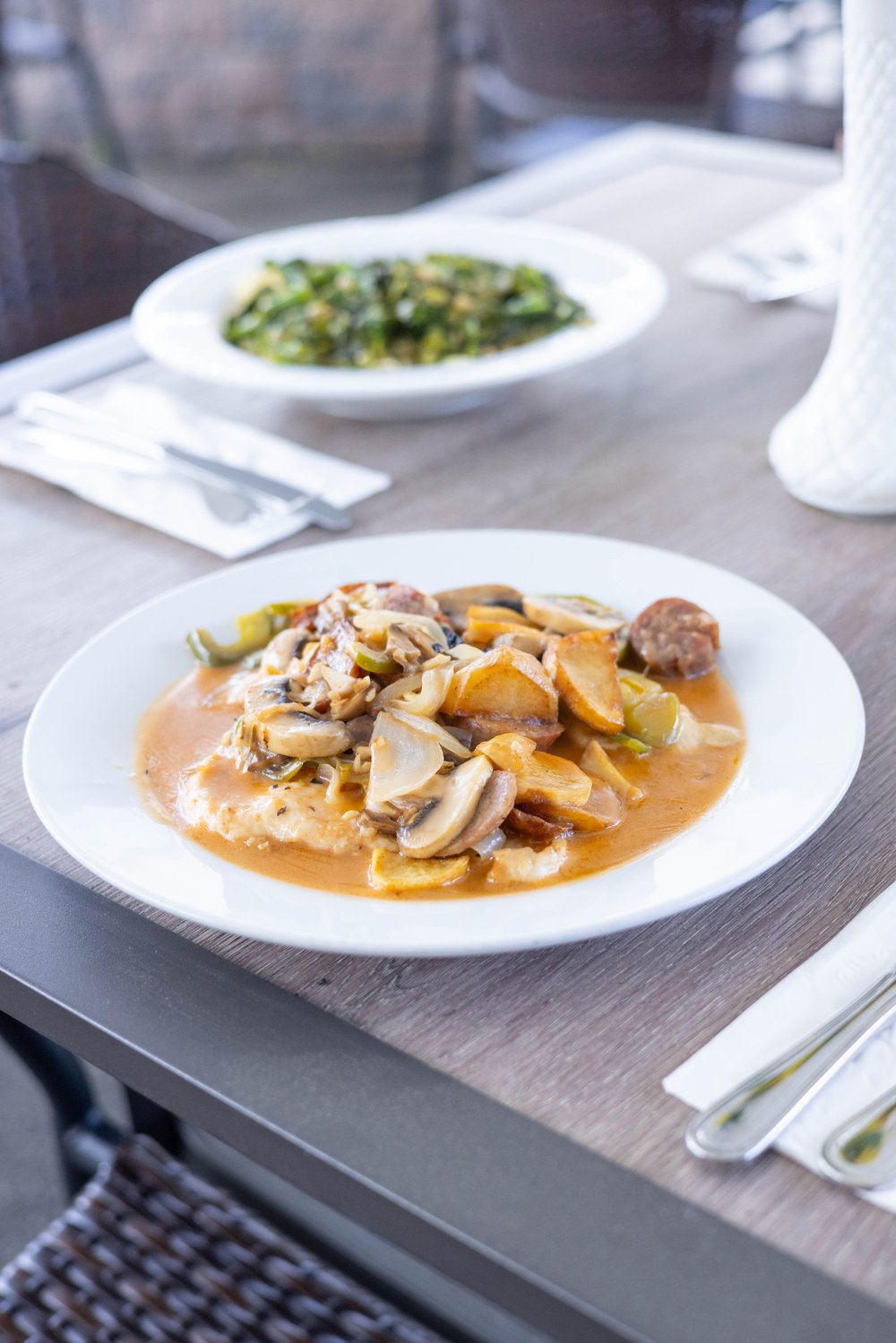 Angelos Pizzeria & Restaurant
