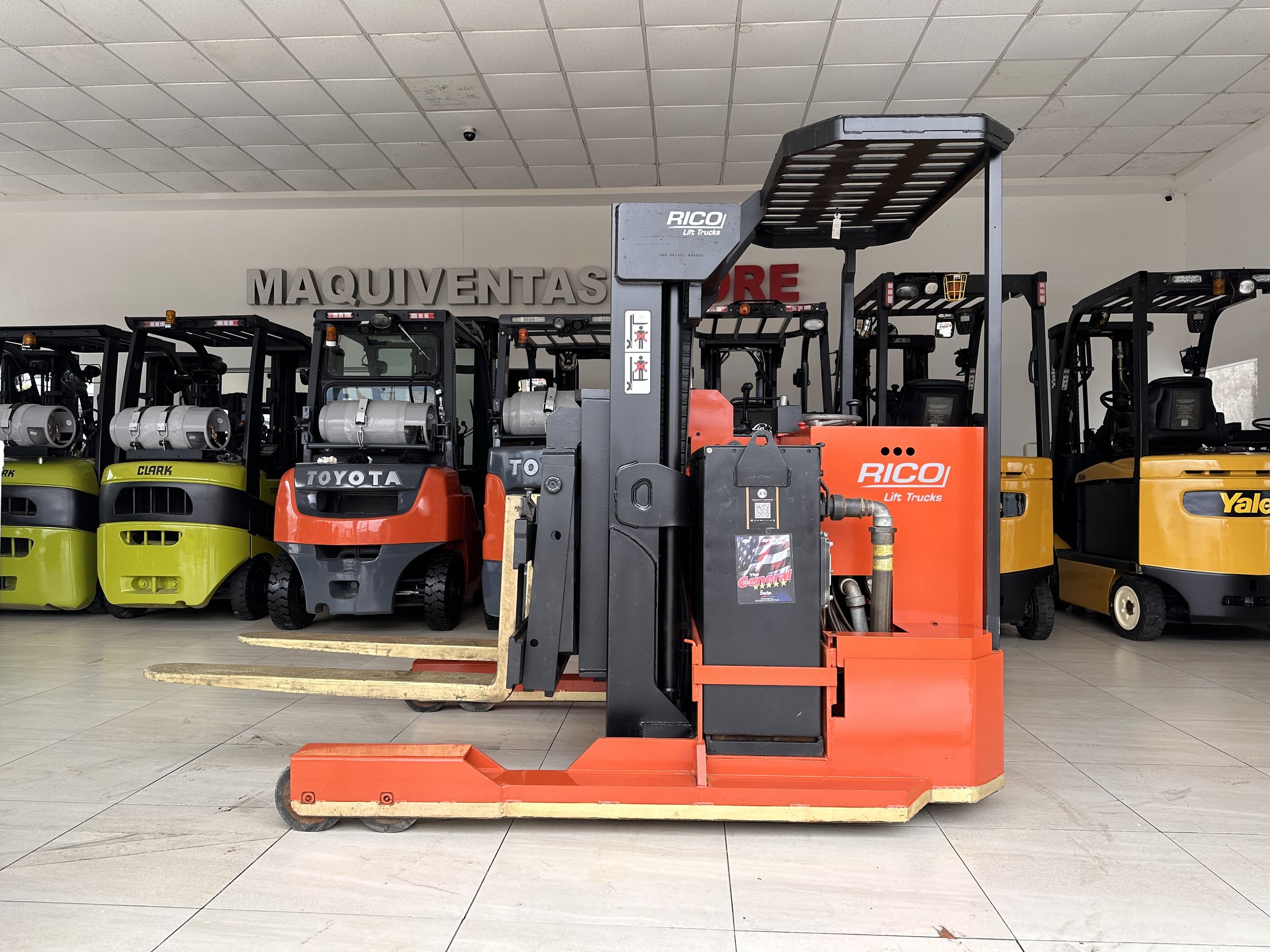 Montacargas Hombre Parado HLR-EX-60 — Maquinaria y Equipos MQ