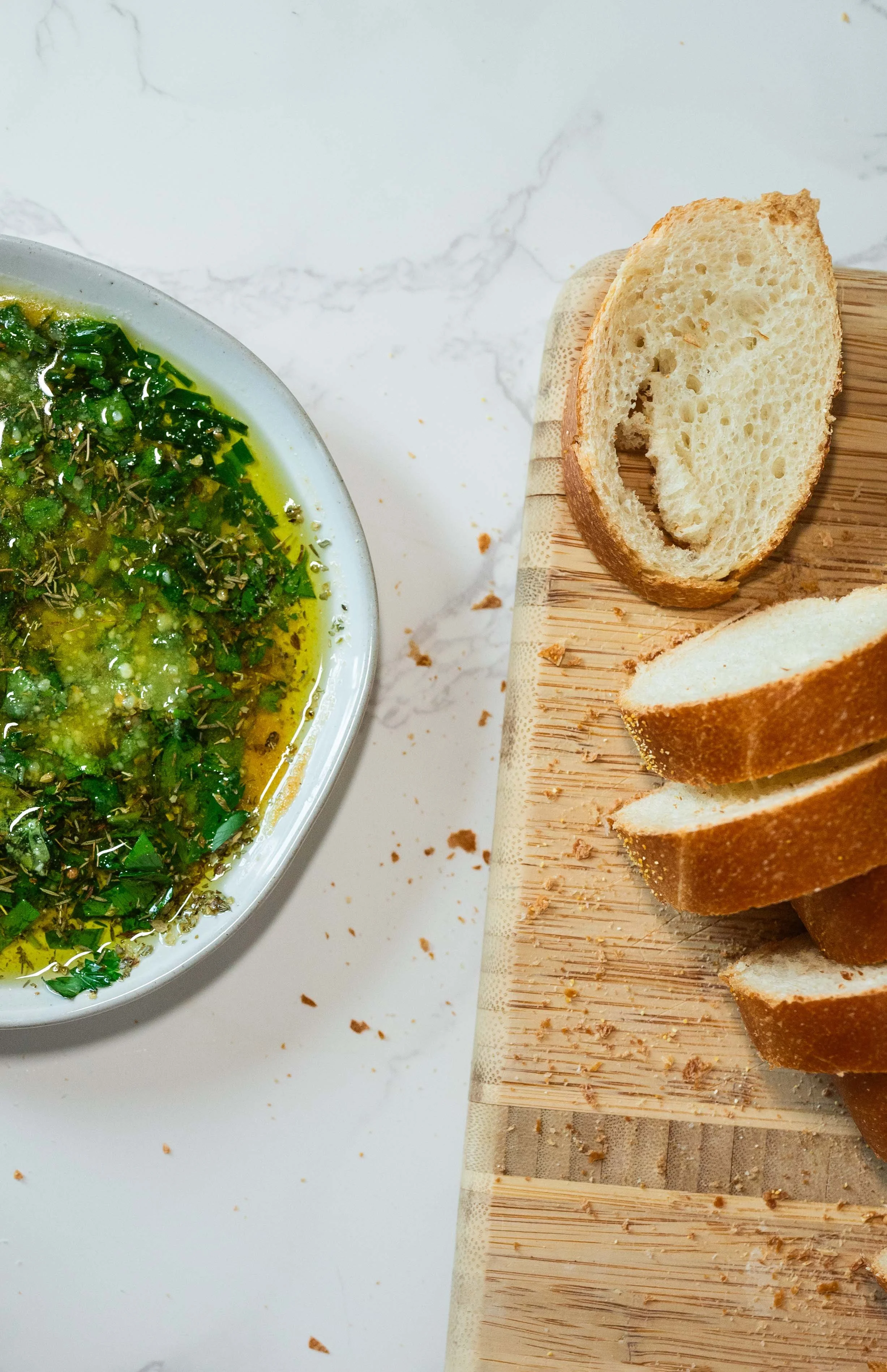 Quick & Delicious Italian Herb Olive Oil Bread Dip Recipe ...