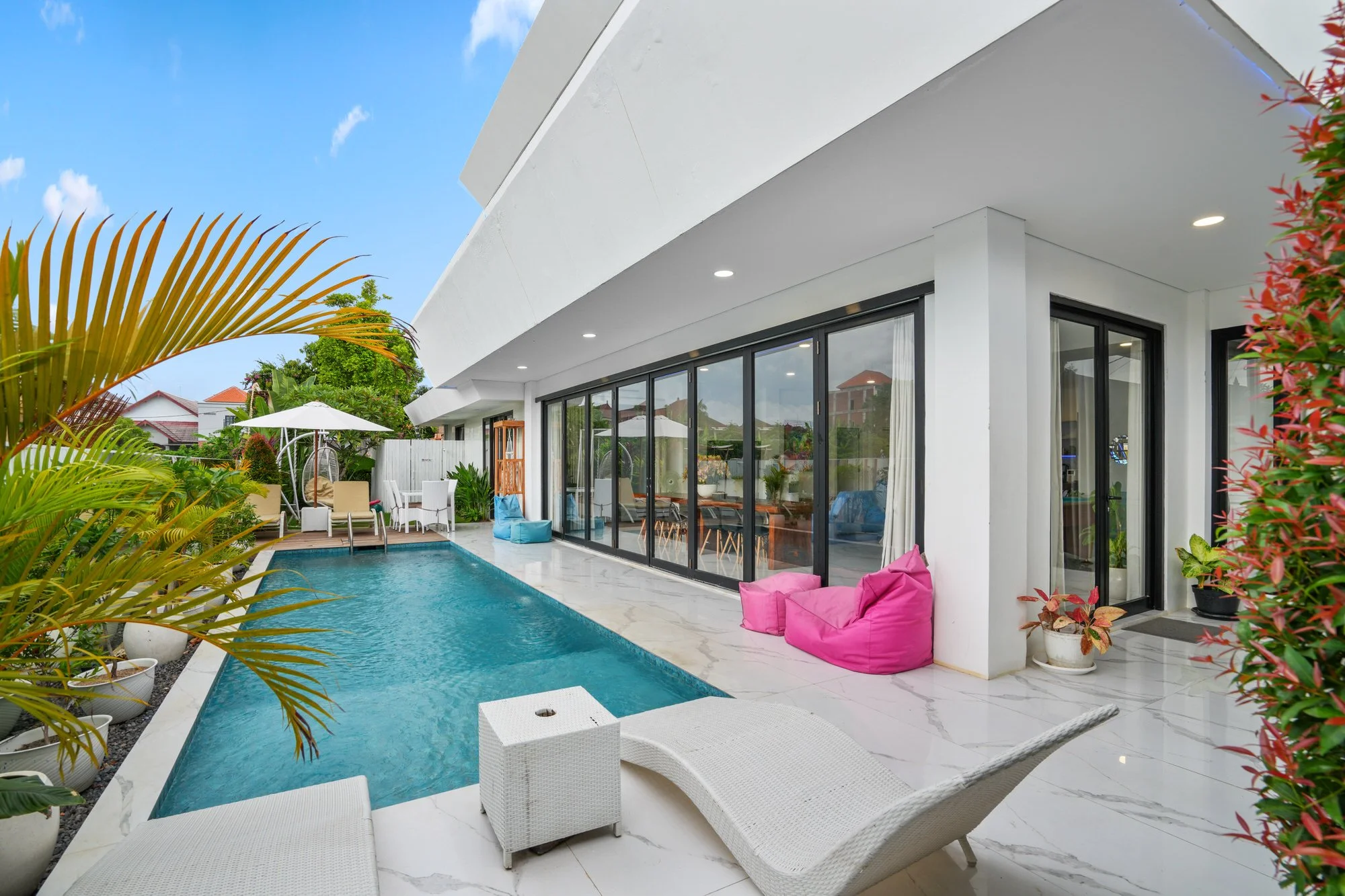 lux bali | Luxury villa that sleeps 50 guests in Seminyak, Bali.