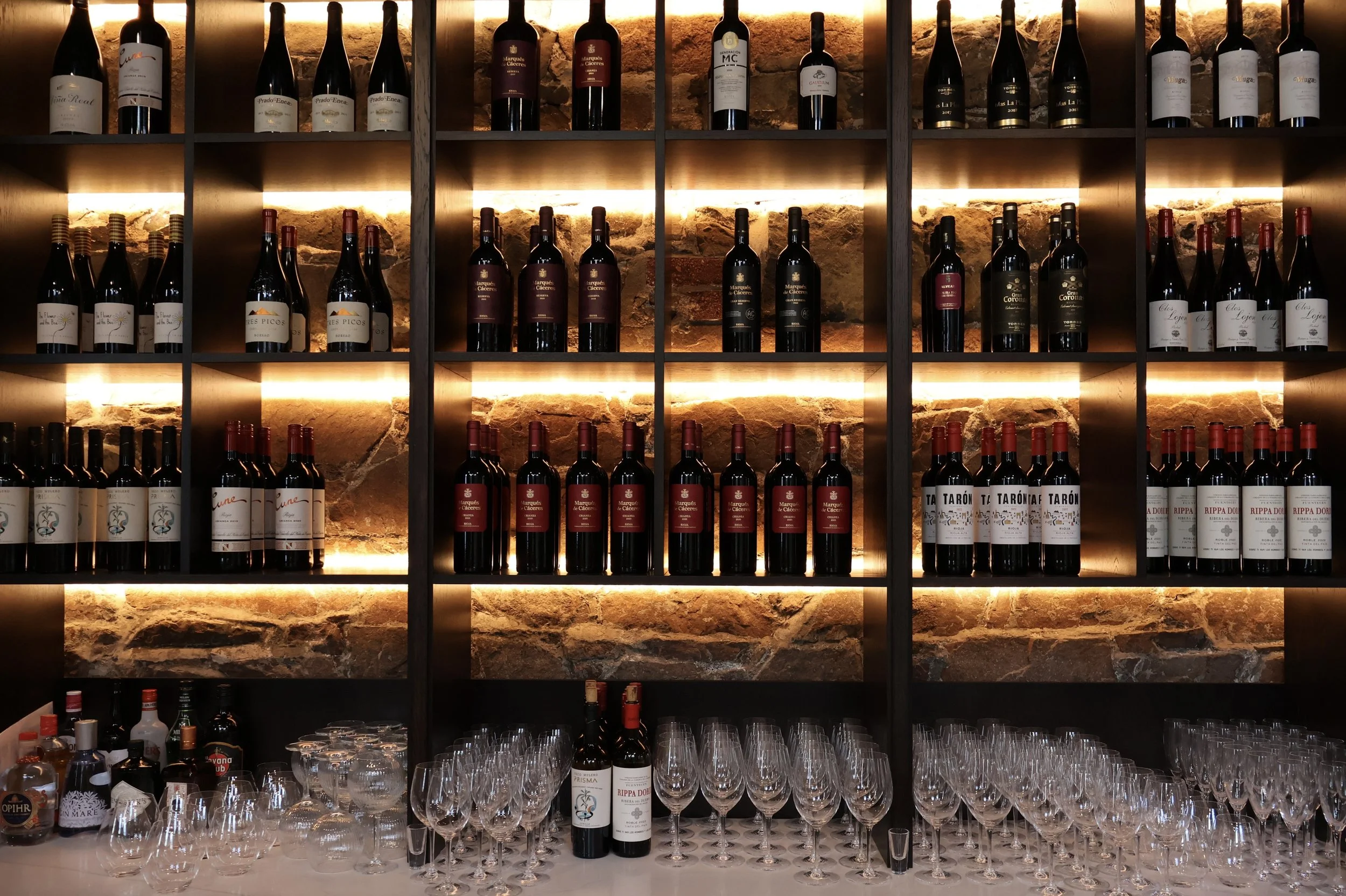 El Gato Gordo - Home - Pintxos | Tapas | Vino