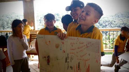 Gracias que Crecen: El Legado de la Fundación Ángel Ramos en SEEDS y ...