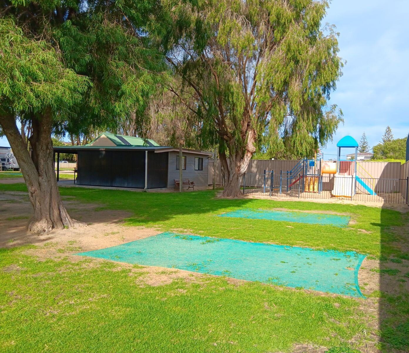 Accommodation and Sites — Bathers Paradise Caravan Park Esperance