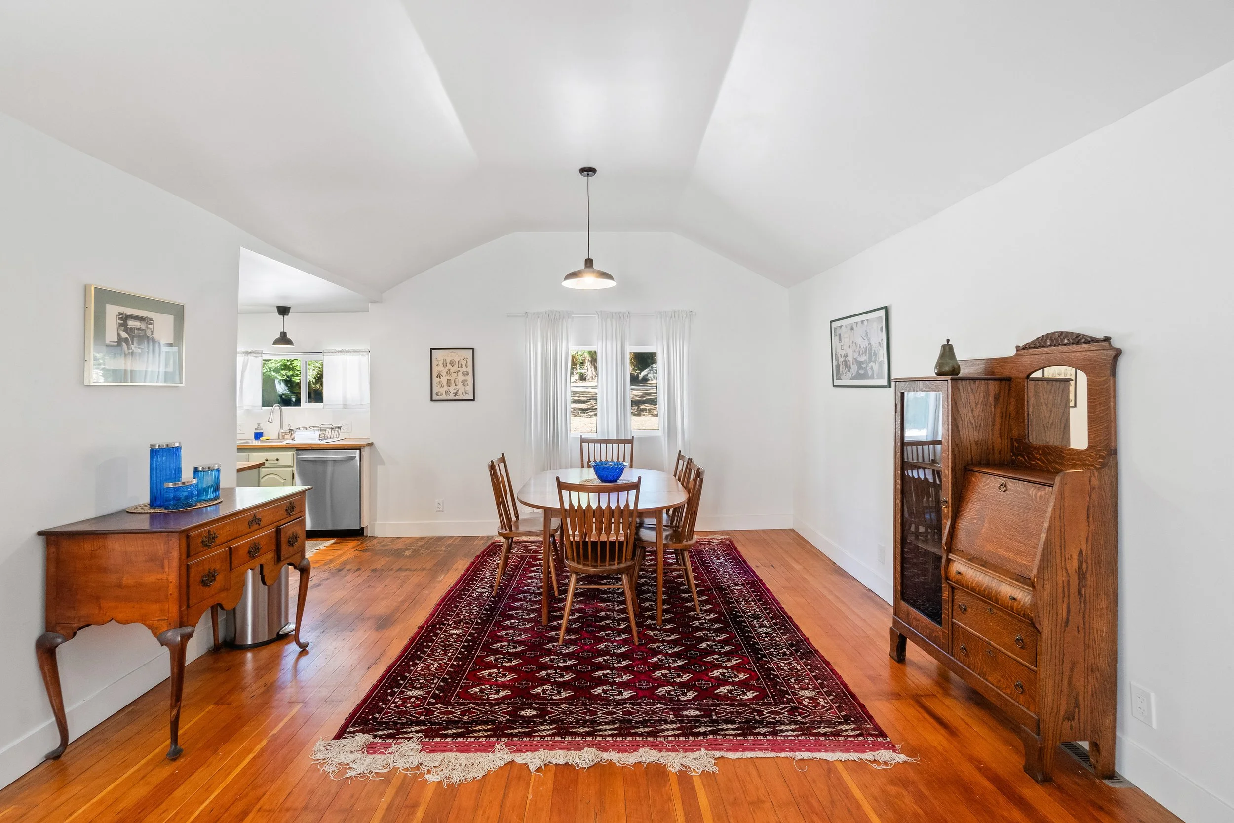 Cabin 1 — The Perch Retreat Venue | A Peaceful Place to Gather Your Group